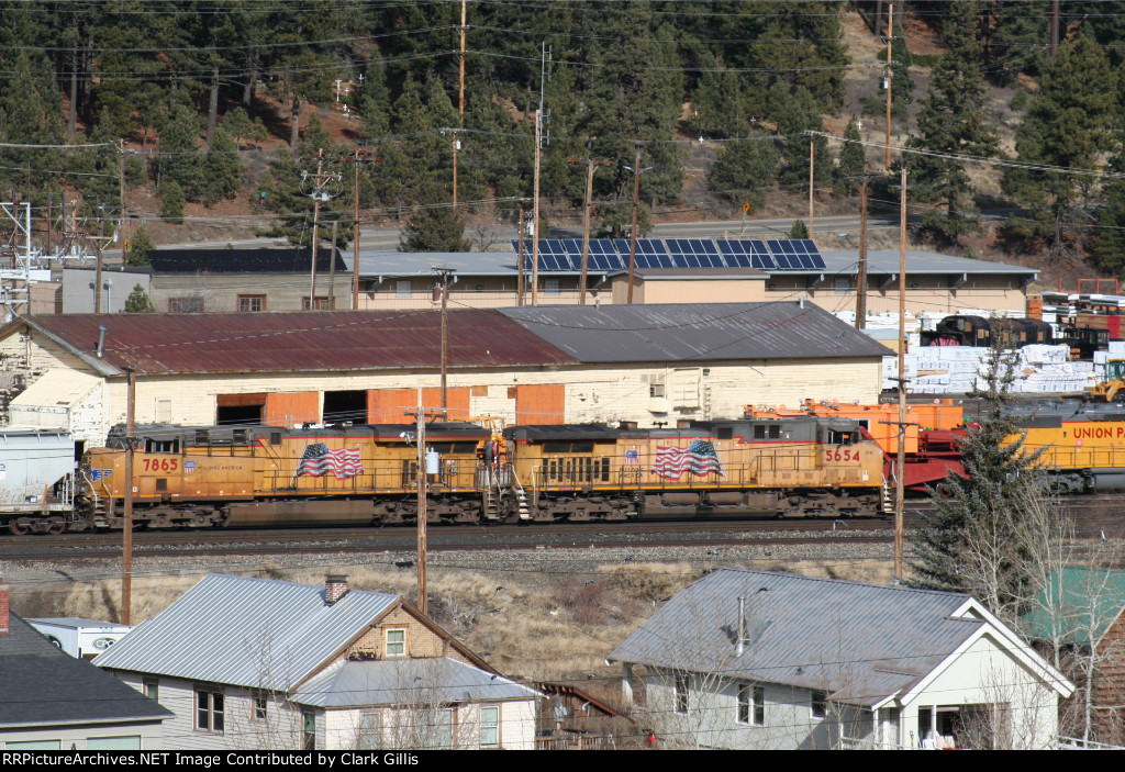 Empty grain train passing through Truckee Yard.